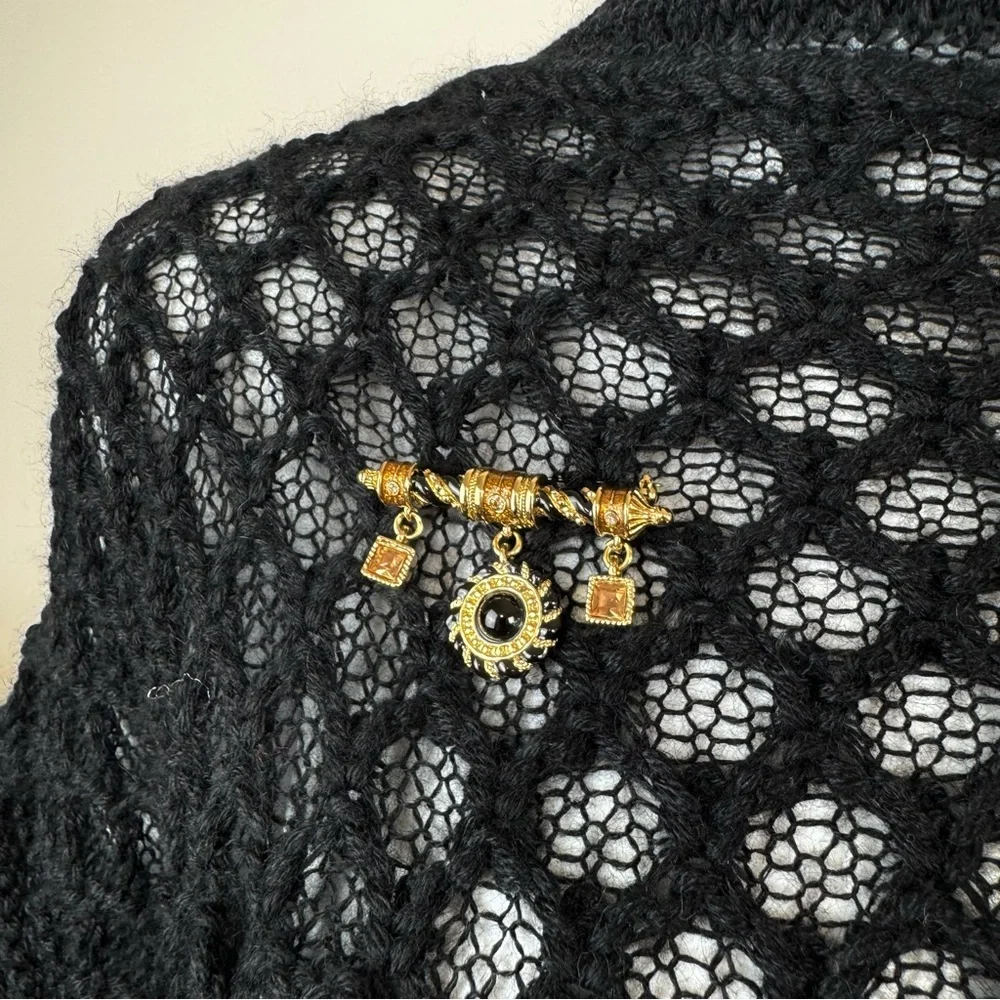St. John | Jewelry | St John Vintage Black Enamel Gold Tone Bar Brooch ...